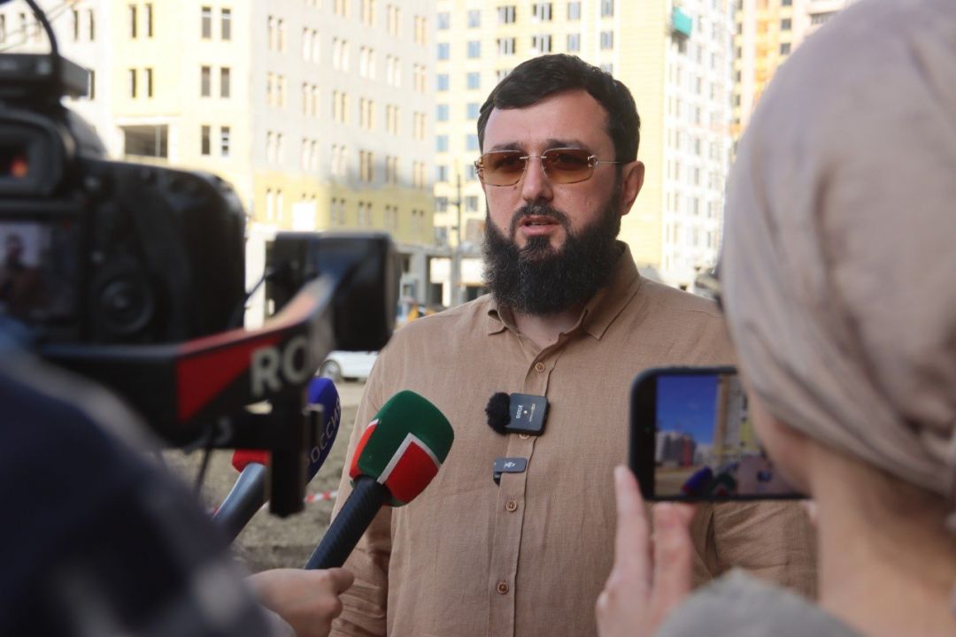 В Грозном запустили первый завод по производству фасадного литого ...